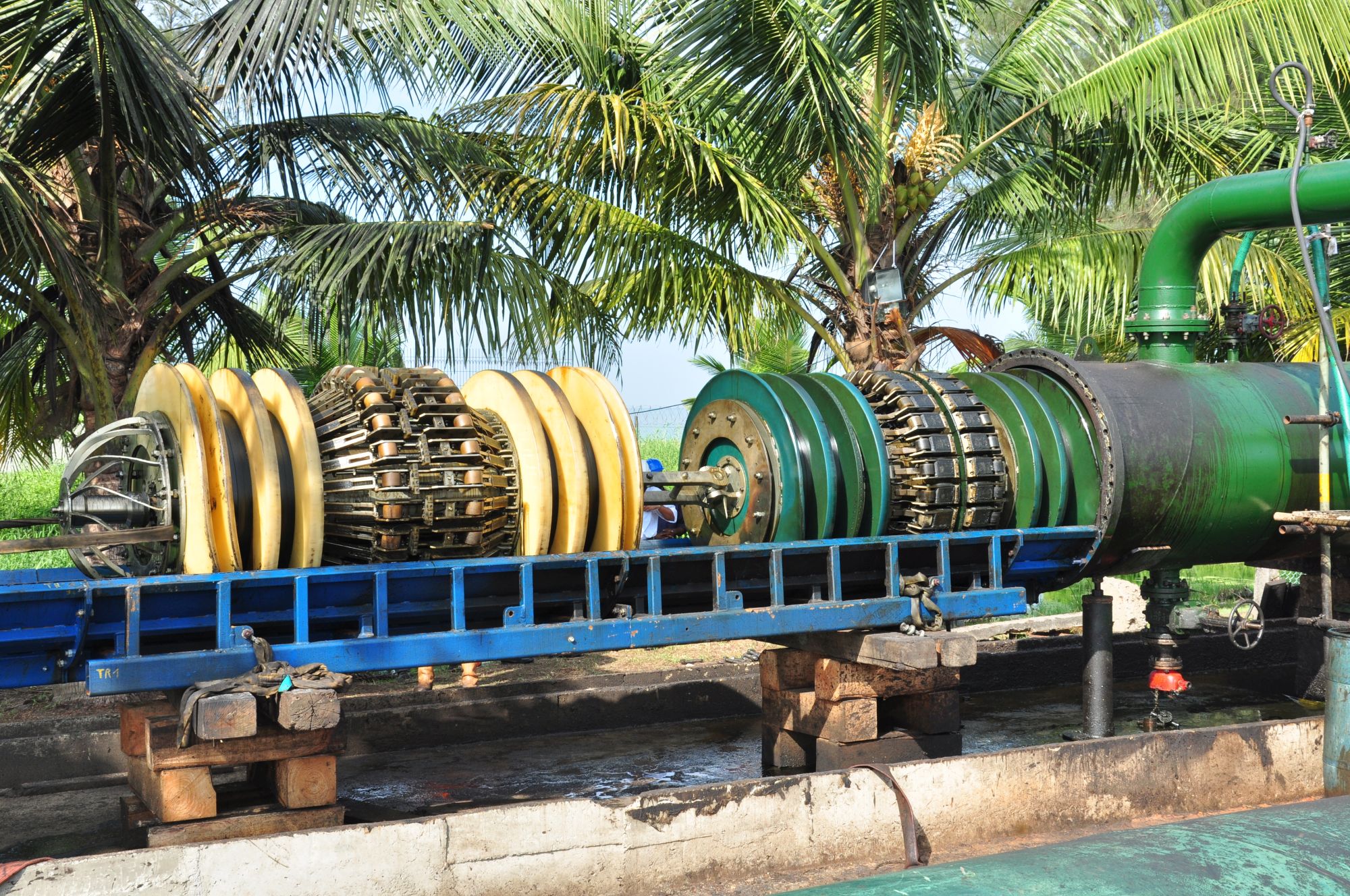 Challenging Pipelines - 3P Services